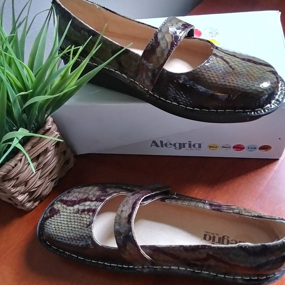 Alegria by PG Lite | Shoes | Alegria Shoes Mary Jane Style New With Box ...